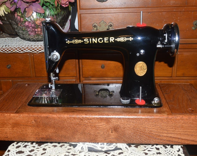 1930 Singer Model 101 Sewing Machine - Documented New Finish ...