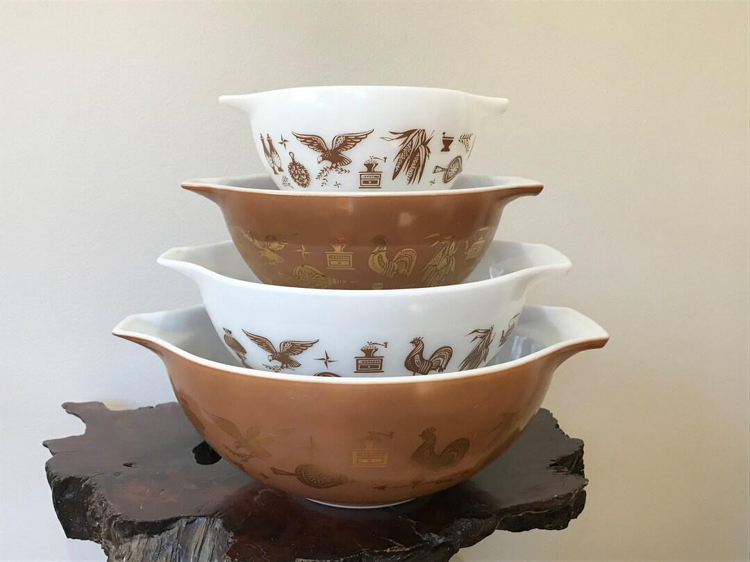 Pyrex Cinderella Early American Eagle Rooster Cat Nesting Bowls 1961 ...