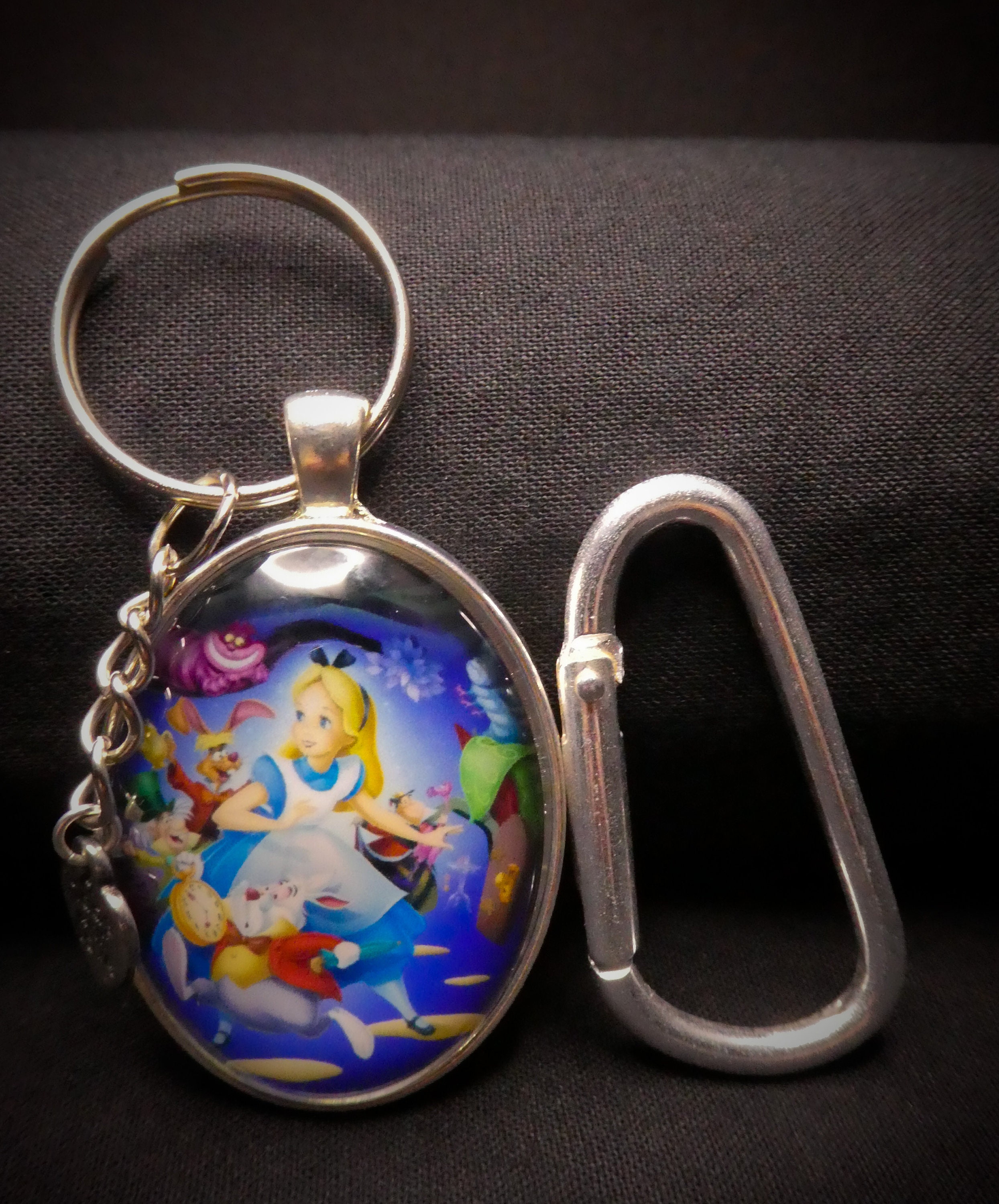 Alice in Wonderland Pendant/keychain - Etsy
