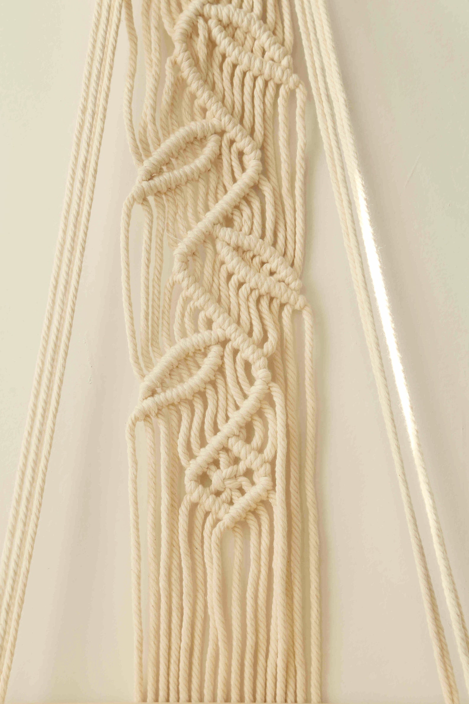 Hanging shelf Macrame wall shelf Rope plant shelf Small swing | Etsy