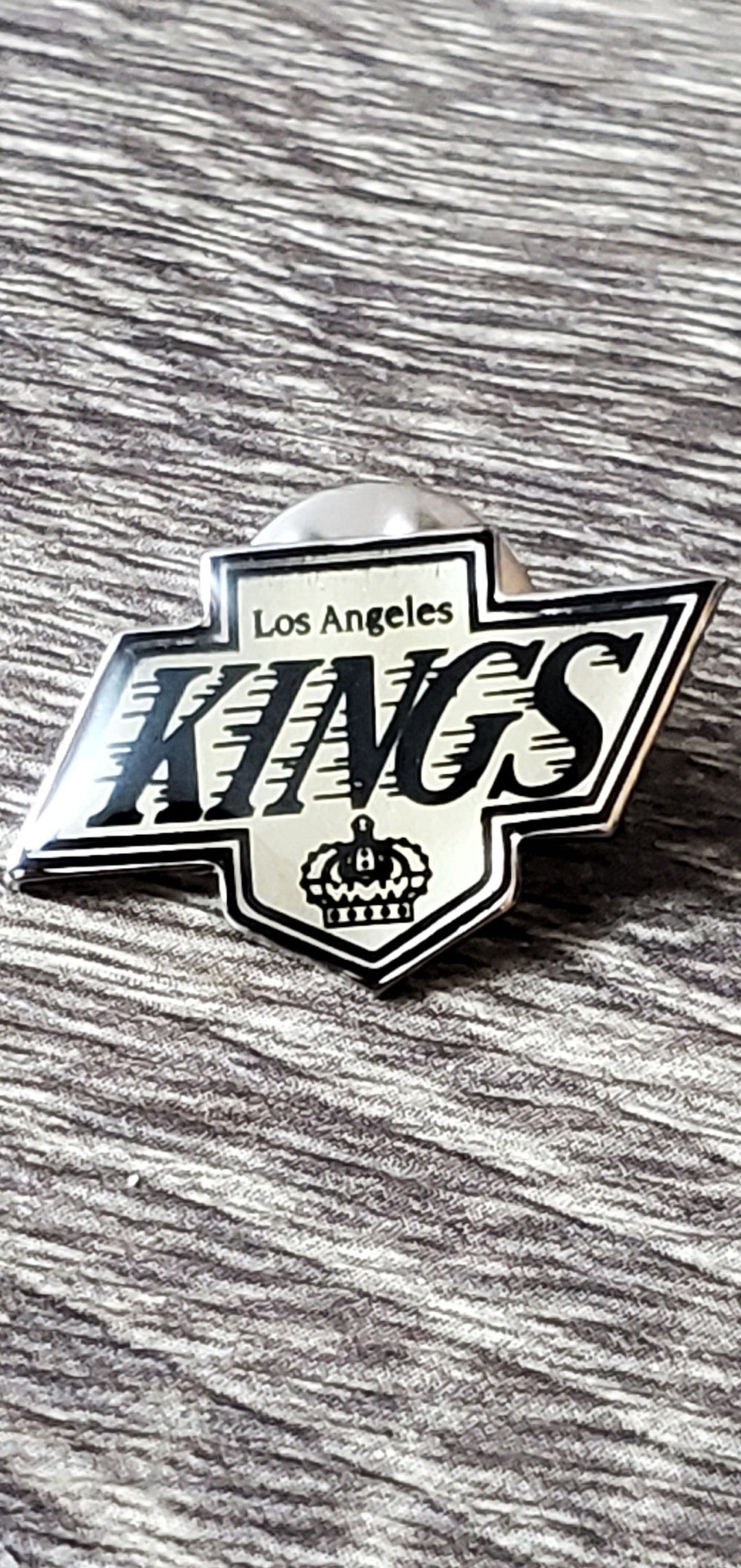 Vintage LA Kings Logo Pin - Etsy