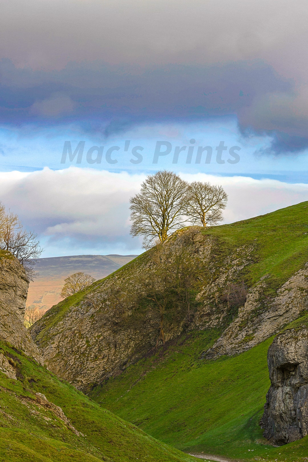 Cave Dale Walk in Castleton,in the Stunning Peak District - Etsy