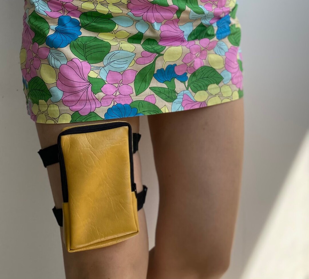 Yellow Waterproof Leg Bag, Thigh Bag, Leg Holster, Running, Leg Purse ...