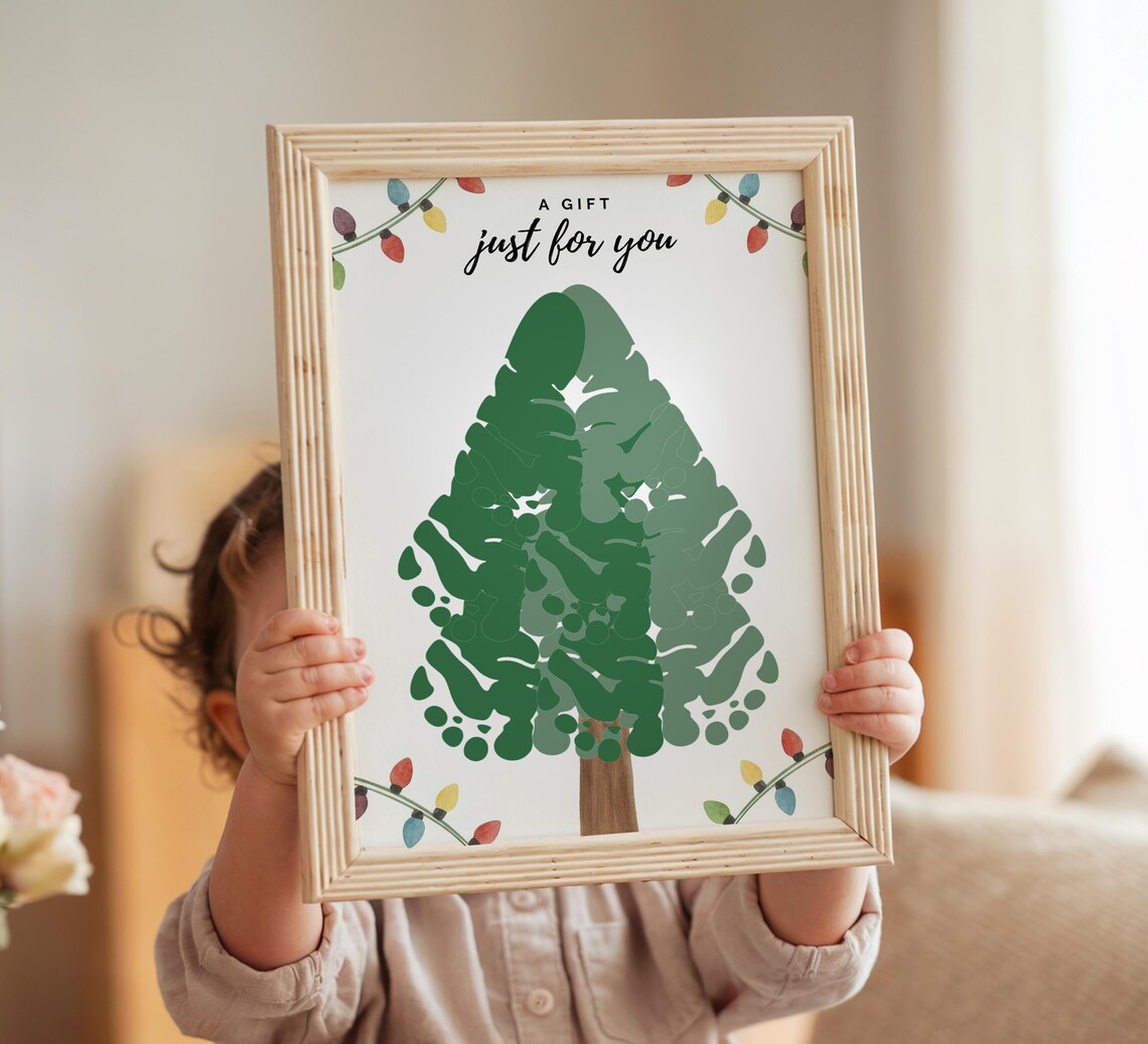 Handprint Christmas Tree Kids Craft - Festive Holiday Keepsake, Toddler ...