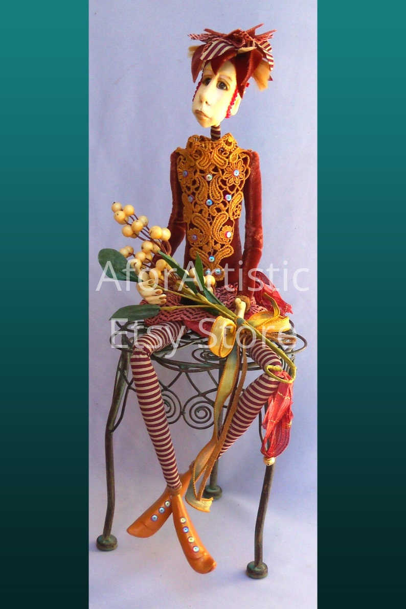 E-class - Christmas Tale of Bees and the Mistletoe by Linda Hollerich ...