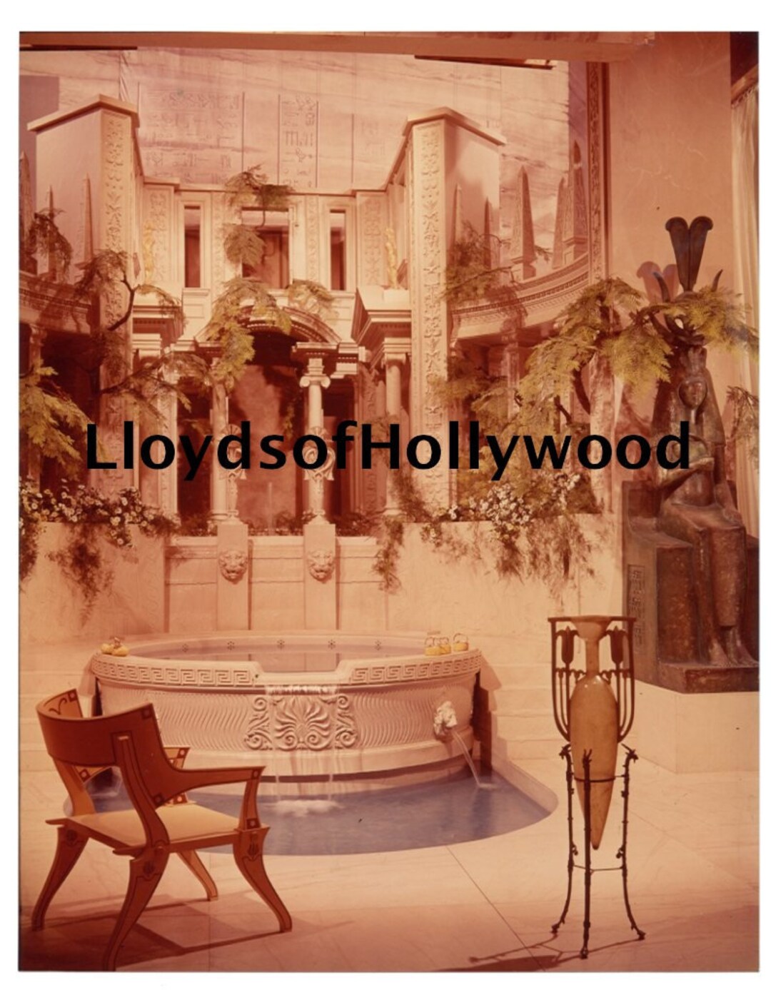 Elizabeth Taylor Cleopatra Her Bath Set Design Photograph 1962 - Etsy