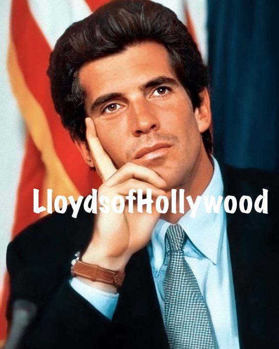 John F Kennedy Jr Handsome Son of the 35th President John F Kennedy ...