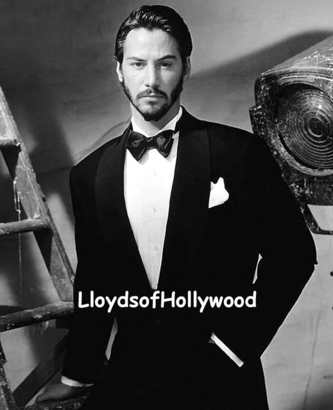 Keanu Reeves Handsome Hollywood Actor With Beard in Black Tie ...