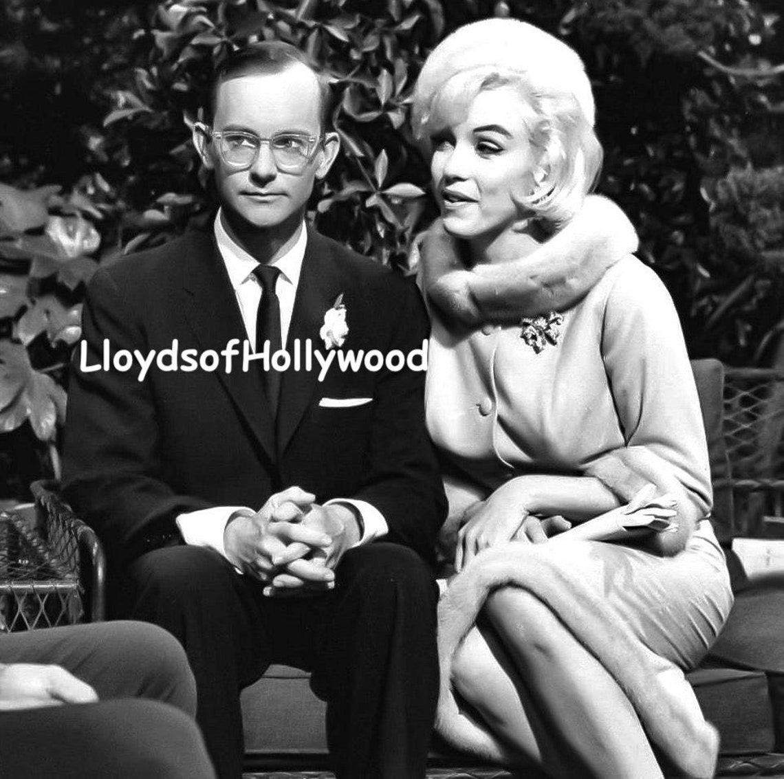 Marilyn Monroe Wearing Jean Louis With Wally Cox on Set Doomed Movie ...