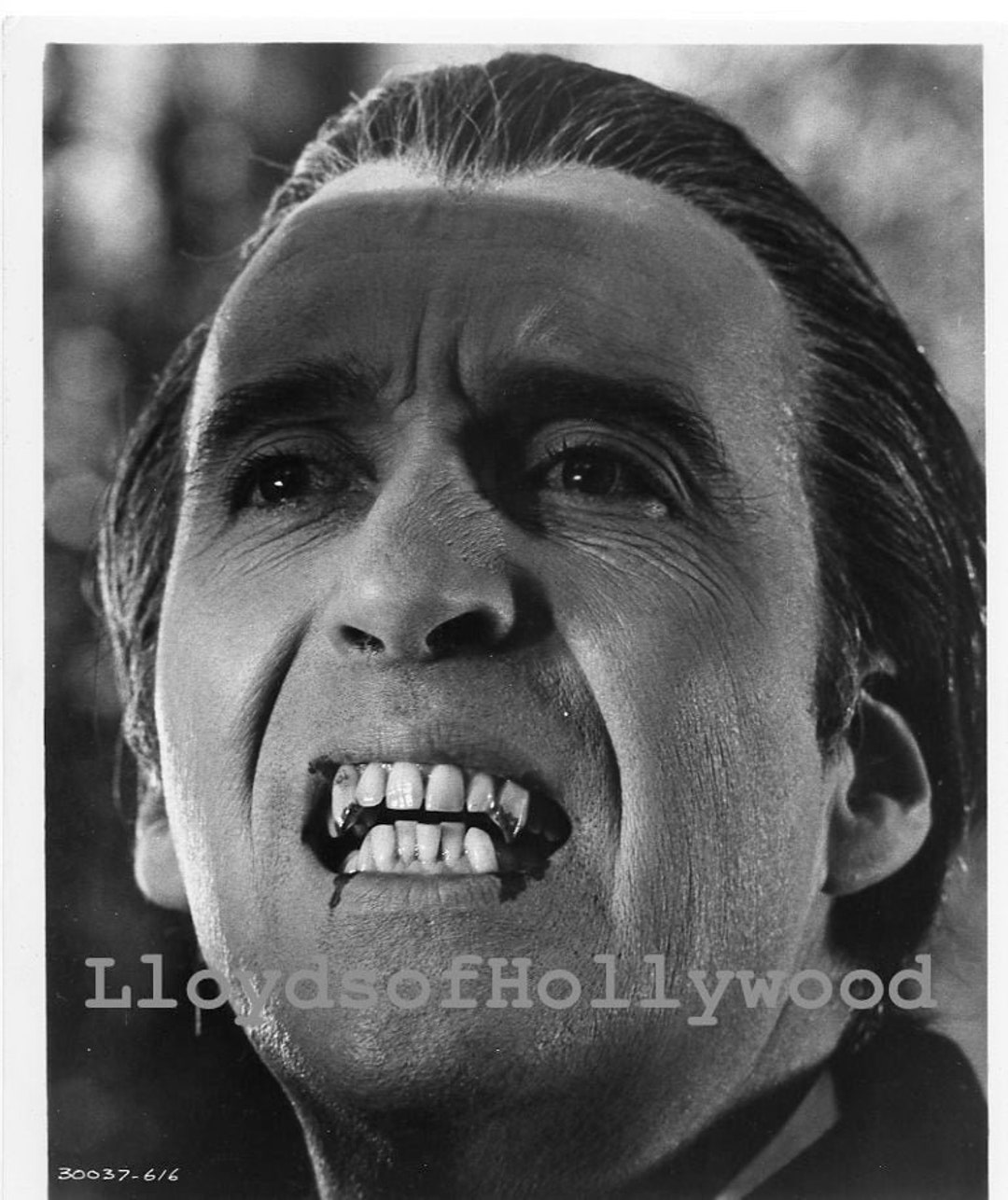 Christopher Lee English Actor Plays Count Dracula Taste the Blood of ...