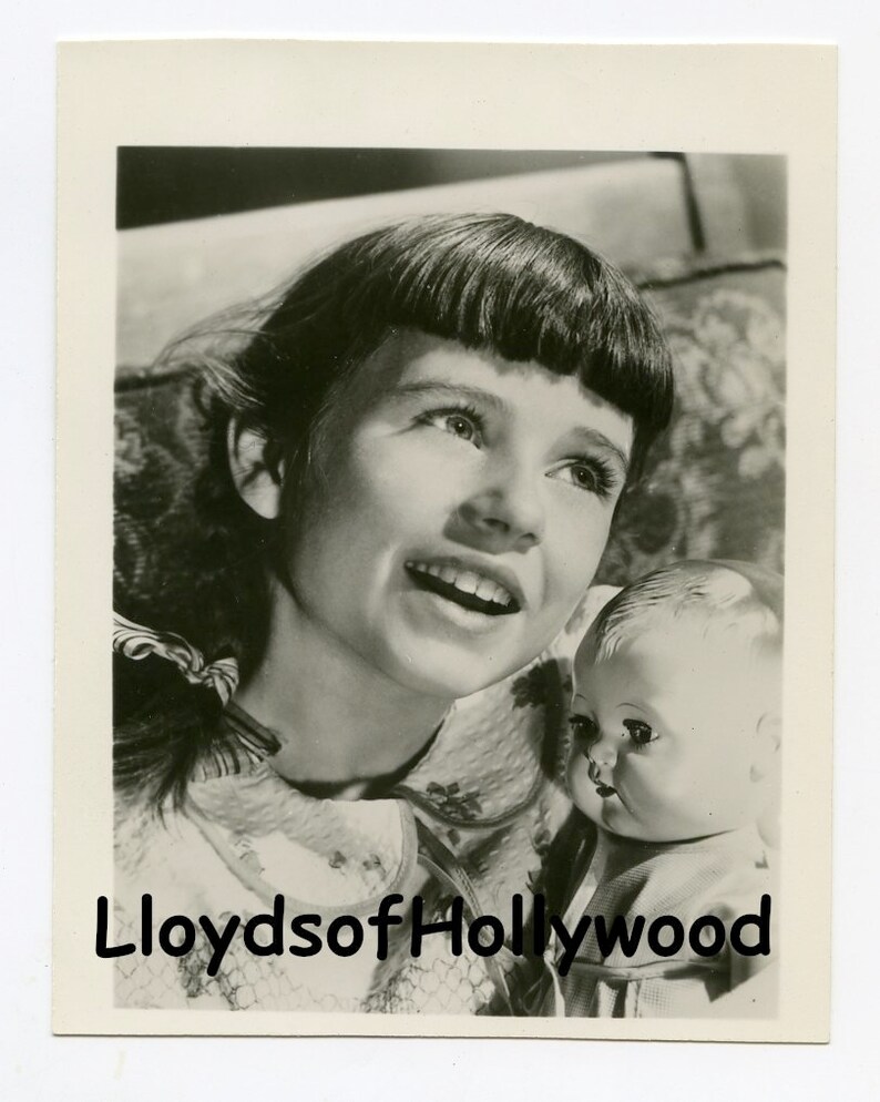 Patty Duke Autograph Hand Signed Rare Vintage Personal Embossed ...