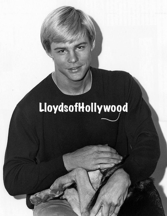 Jan Michael Vincent Handsome Hollywood Hunk Holding His Dog - Etsy