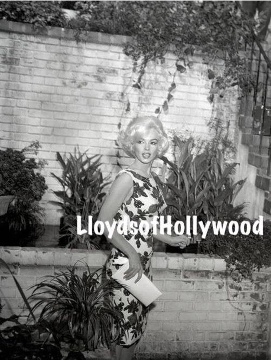 Marilyn Monroe Wearing Jean Louis on Set of Something's Got to Give ...