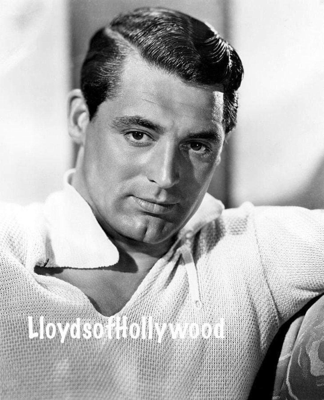 Cary Grant Handsome Hollywood Actor Hunk Far Away Look Close up ...