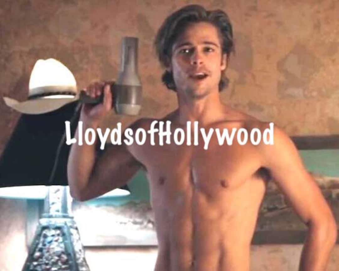 Brad Pitt Handsome Actor Bare Chest Thelma and Louise Candid on Set ...