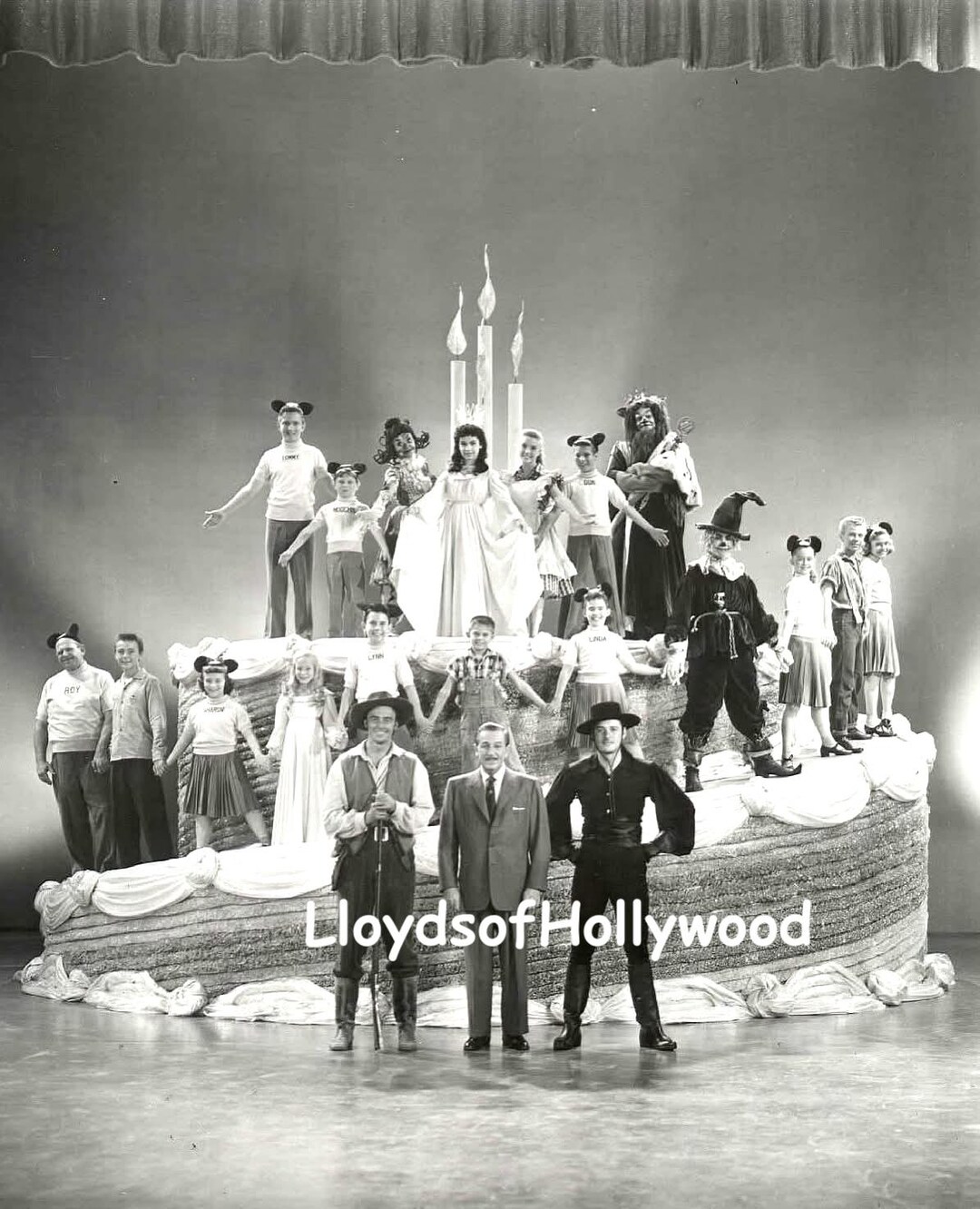 Guy Williams as Zorro Unmasked With Boss Walt Disney Mickey Mouse Club ...