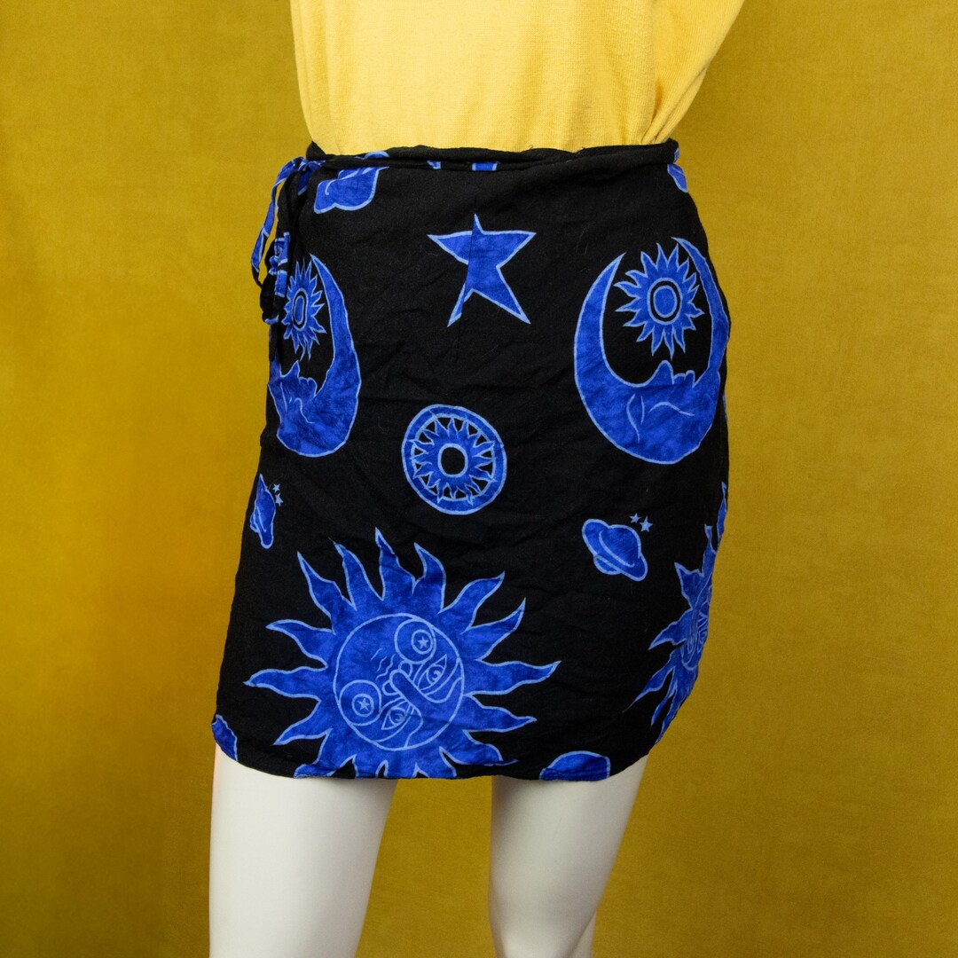 90s Celestial Print Mini Wrap Skirt Astrology Theme / Witchy Style Sun ...