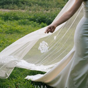 OSCAR Cathedral Embroidery 3D Roses Veil/ Custom Veil/ Cathedral Wedding Veil/ Wedding Veil ...