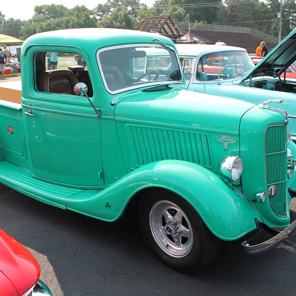 Ford Pickup - Etsy