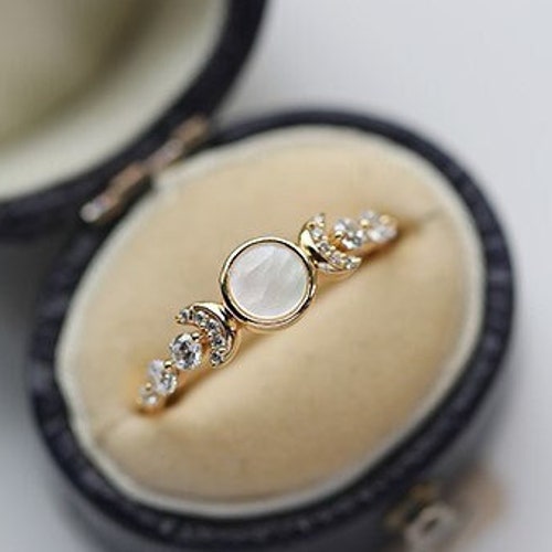 Sun and Moon ECLIPSE Engagement Ring and Wedding Band Set in | Etsy