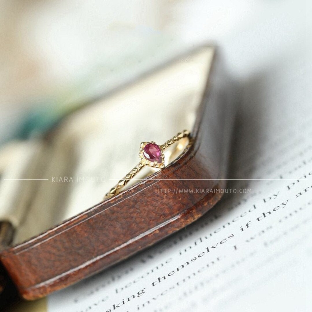 18K Solid Gold Fuchsia Natural Garnet Vintage Ring, Fuchsia Colored ...