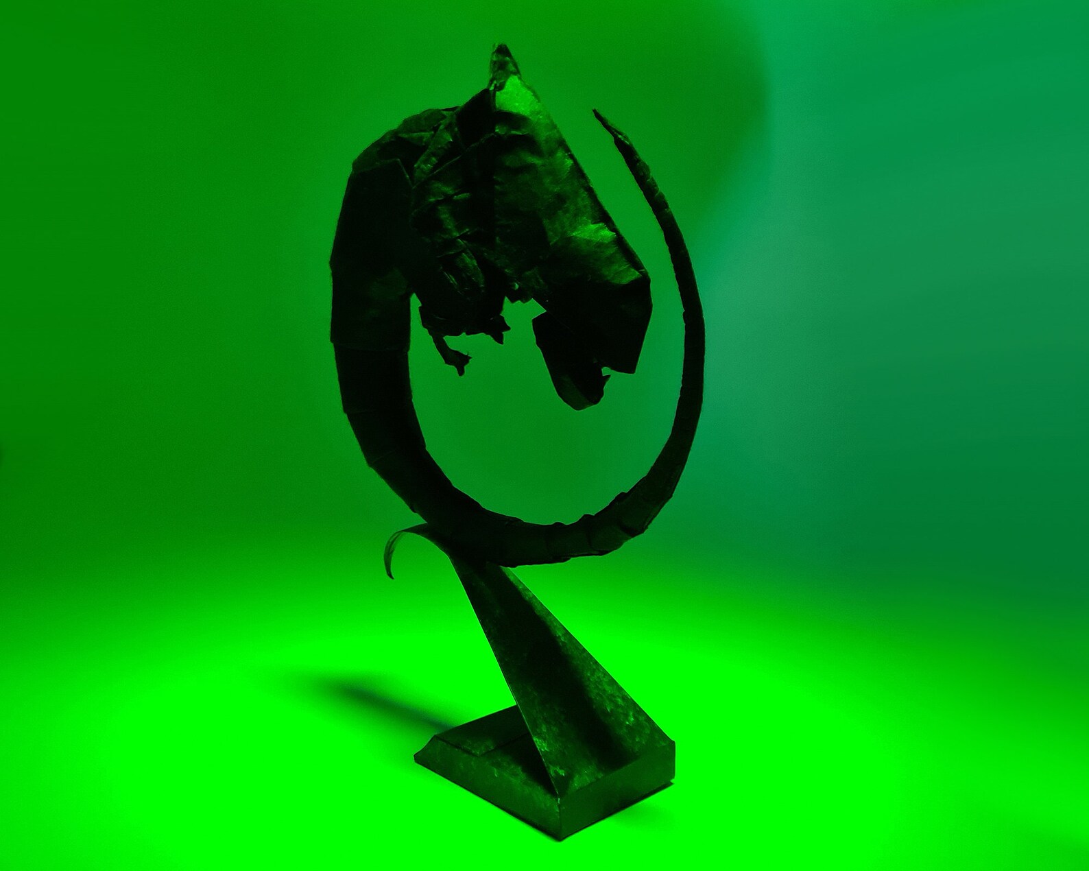 Origami Alien 3 Xenomorph Queen Chest Burster Model in Deluxe | Etsy