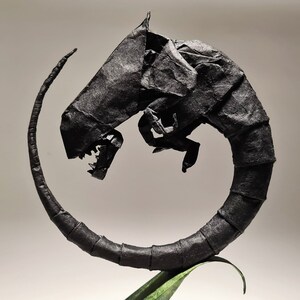 Origami Alien 3 Xenomorph Queen Chest Burster Model in Deluxe Hand ...