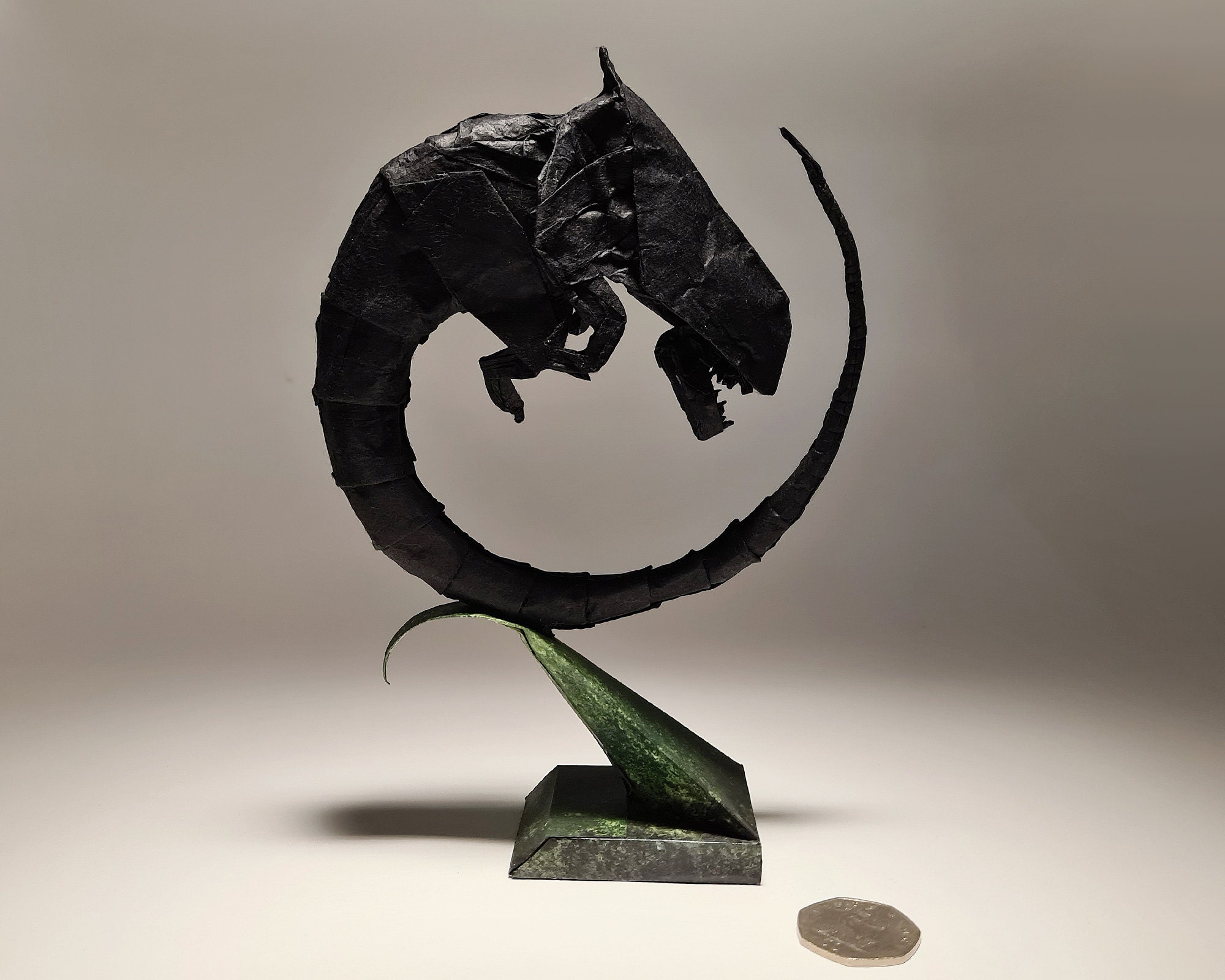 Origami Alien 3 Xenomorph Queen Chest Burster Model in Deluxe - Etsy UK