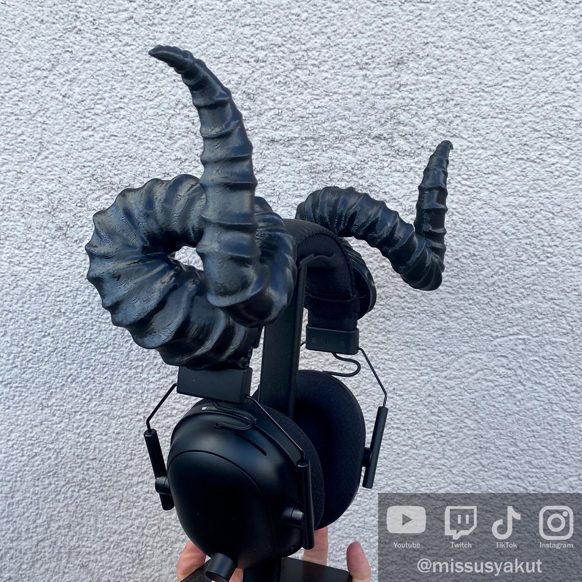 Lucifer Demon Horns for Headphones, BIG Anime Gothic Curved Ram Horn ...