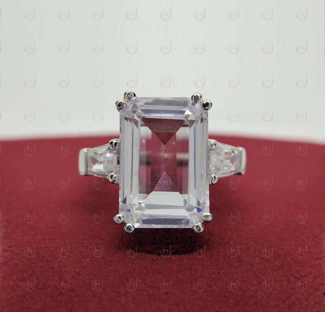 Elizabeth Taylor Emerald Engagement Ring, Vintage Ring, 20 Ct Emerald ...