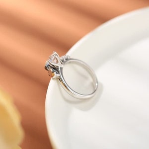 Penguin Engagement Ring, 2.00 Ct Round Cut Diamond Penguin Rings ...