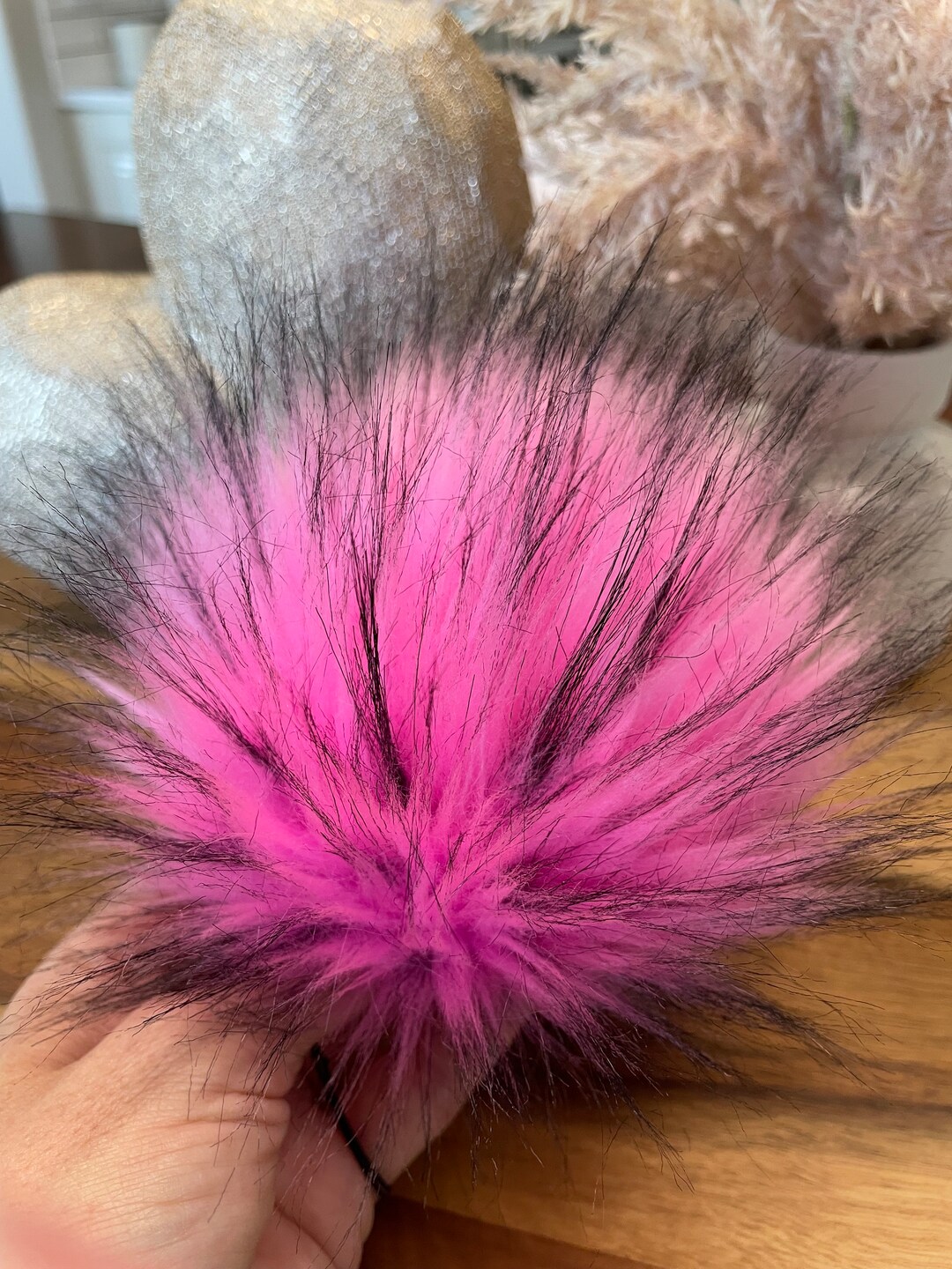 Bright Pink Faux Fur Poms,pink Faux Fur Poms,pink Pom Pom,girl Pom Poms ...