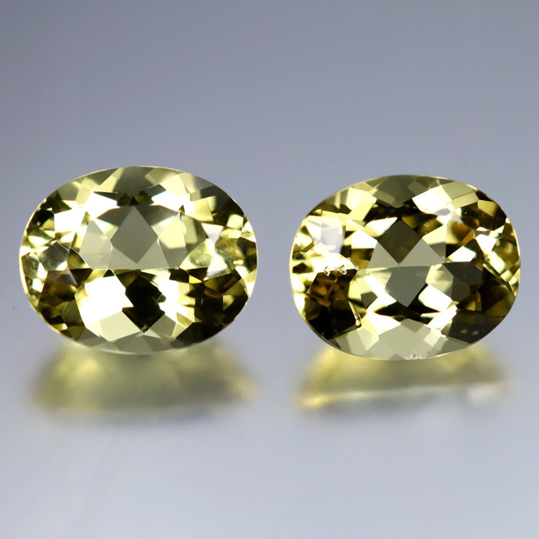 4.62 Ct (2pcs) MATCHING PAIR Great Looking Oval Cut (10 X 8 Mm ...
