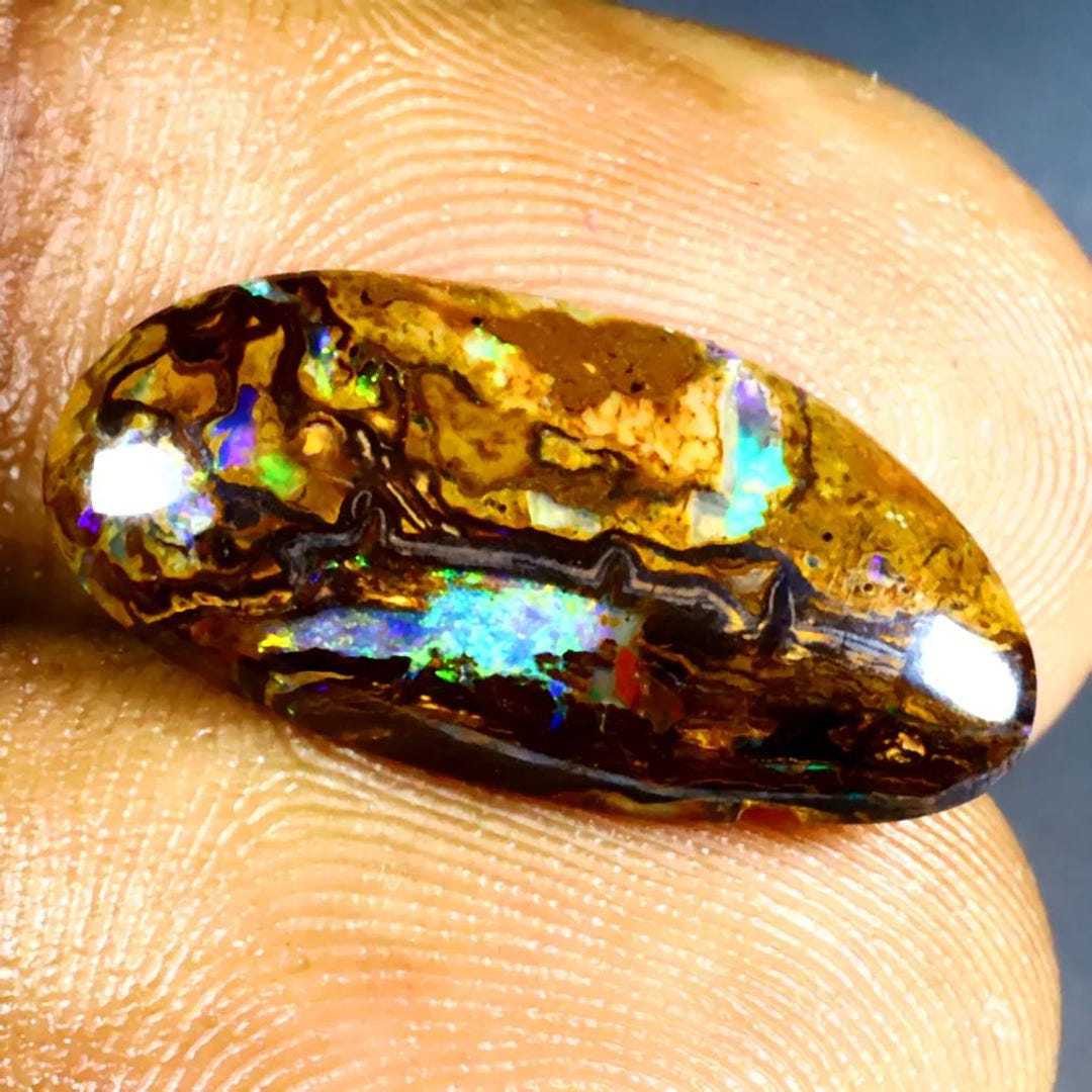 3.82 Ct Flashing Fancy (19.76 X 9.75mm) Natural Australian Boulder Opal ...