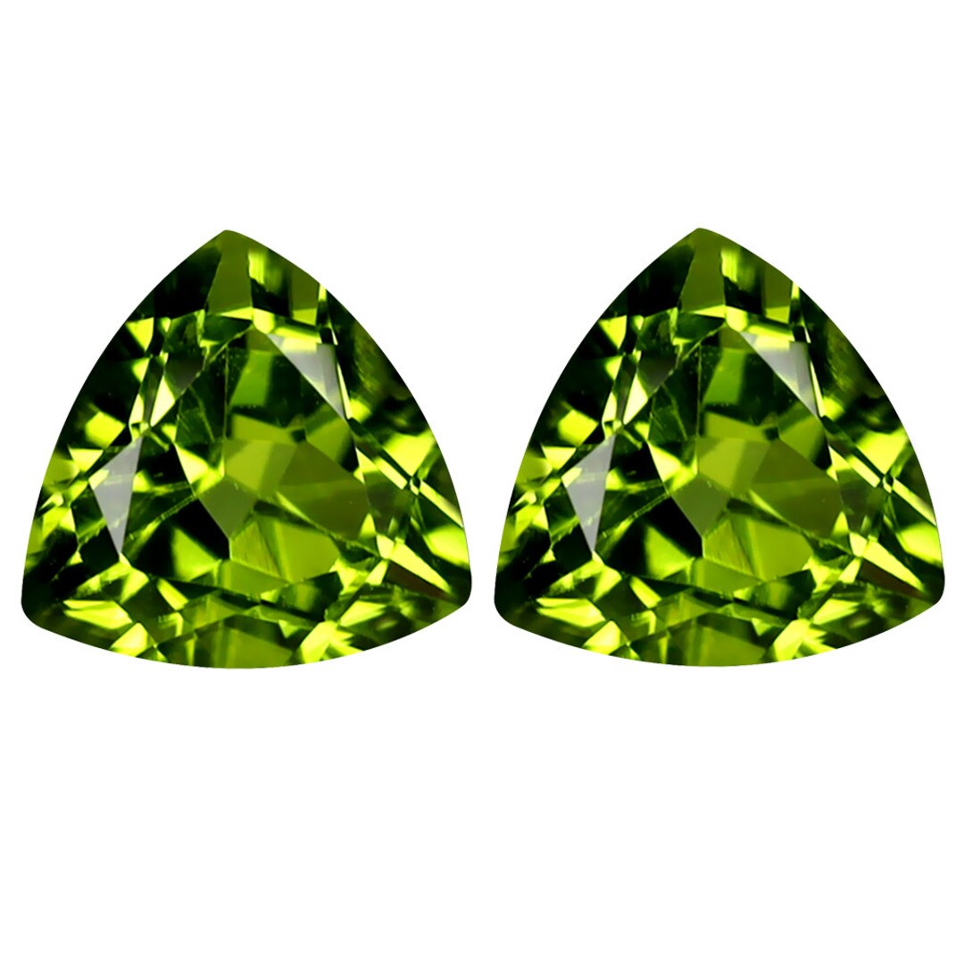 2.40 Ct (2pcs) MATCHING PAIR Attractive Triangle Cut (7 X 7 Mm) Green ...