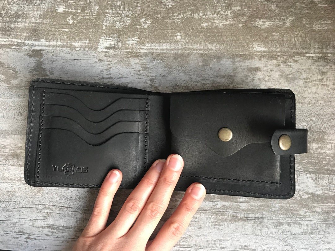 Small Bifold Leather Wallet | Black Minimalist Wallet | Engraved Wallet ...