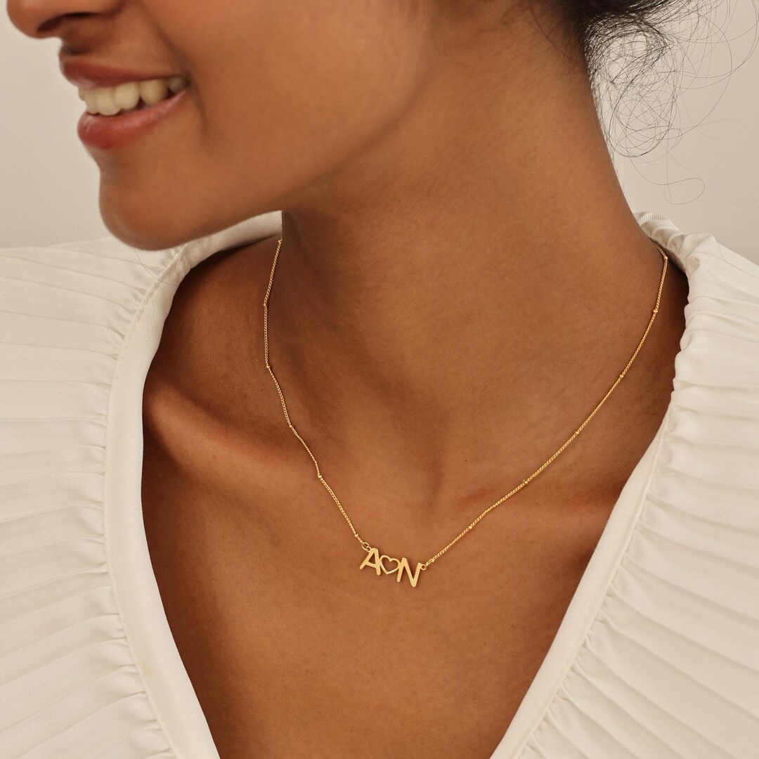 Letter Necklace With Heart Symbol - Custom Initials Pendant Necklaces ...