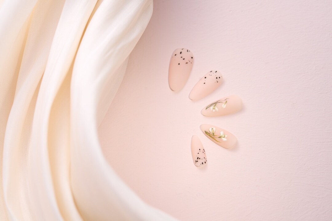 January Birth Flower Nail | Snowdrop Nails by TSK SILVER | Wedding ...