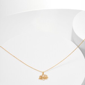 Personalized Birth Flower Necklace by TSK Silver | Custom Floral ...