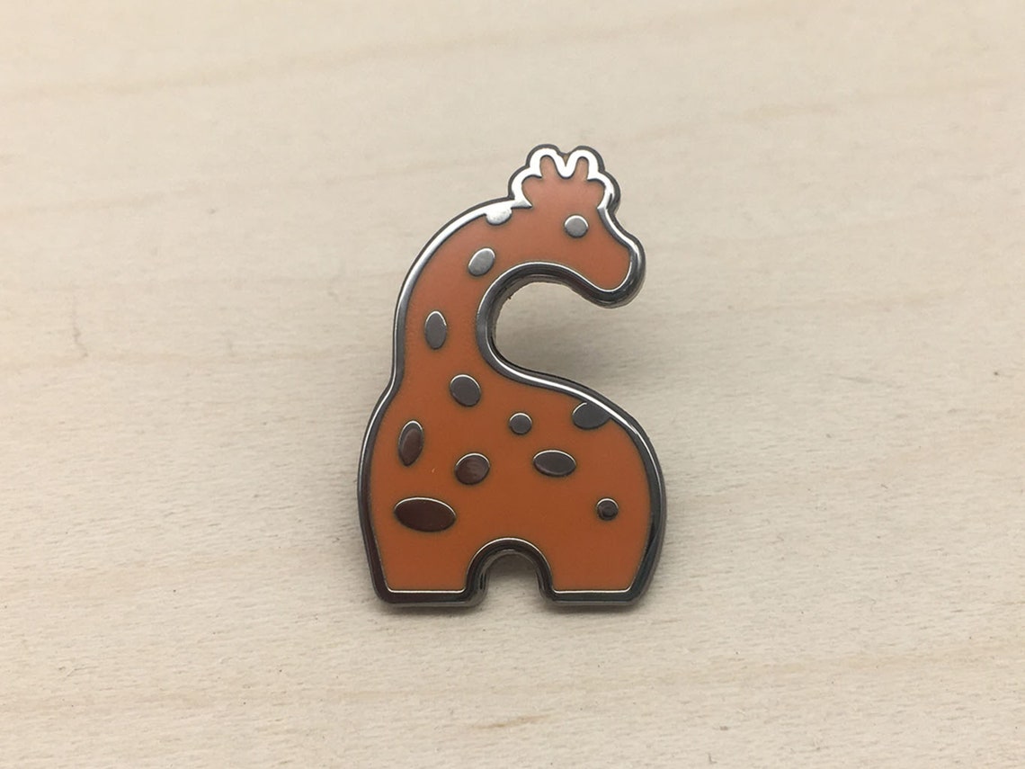 Jeffrey the Giraffe Enamel Pin - Etsy