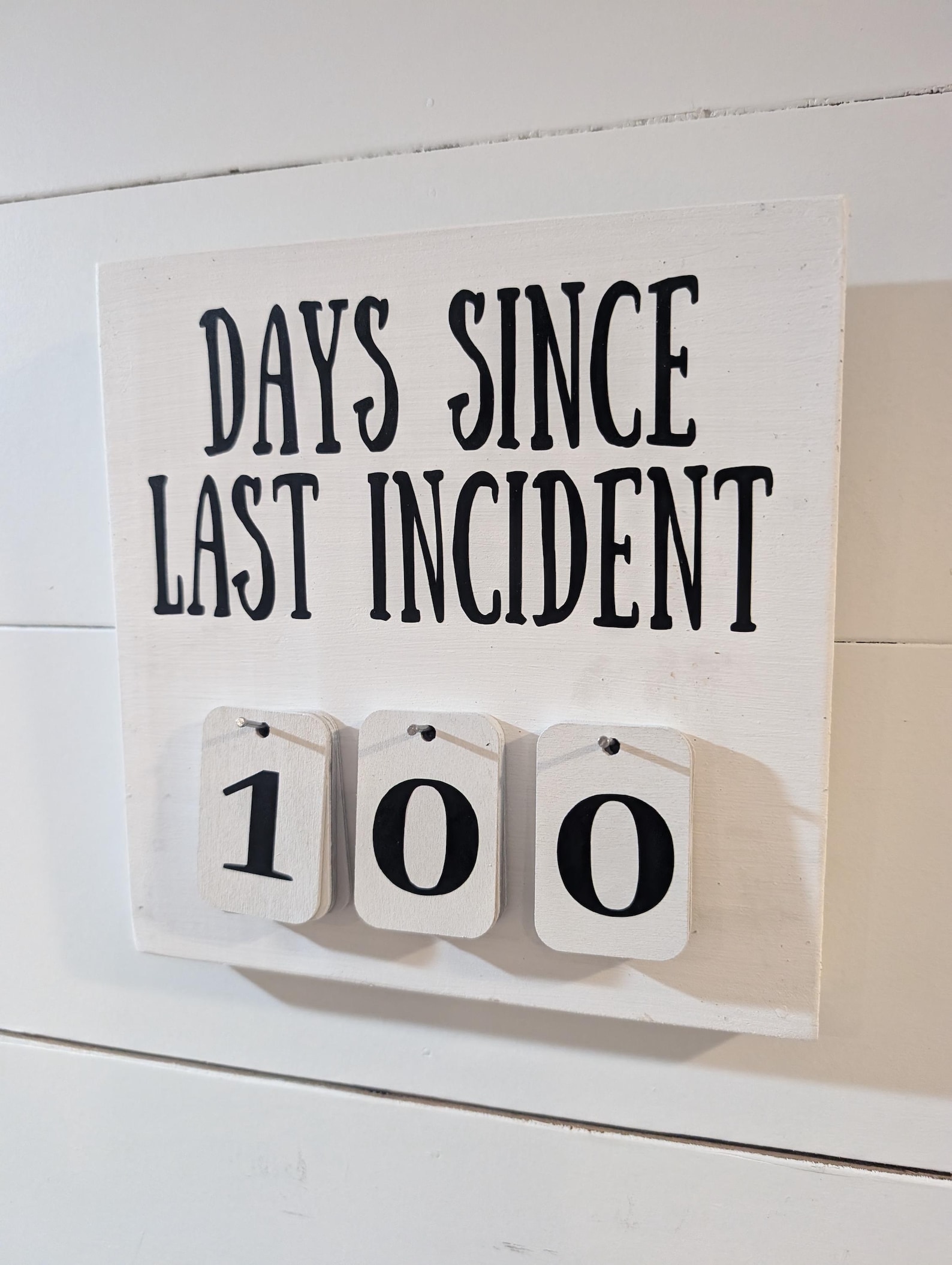 Days Since Last Incident Sign: Custom Solid Wood Number Counter - Etsy