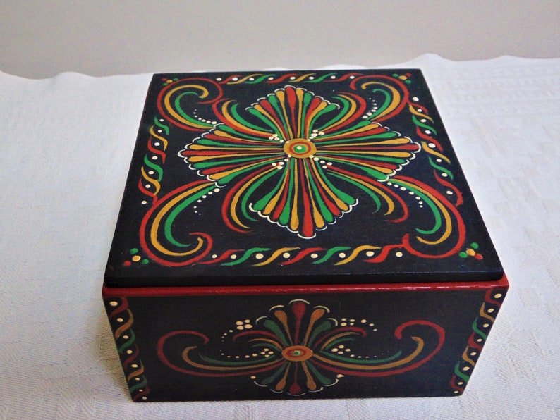 6-inch Square Box and Viksdalen Design Packet. - Etsy