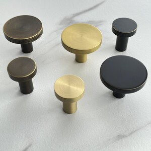 Saffle // Contemporary Brass Round Circle Knobs Modern Scandinavian ...