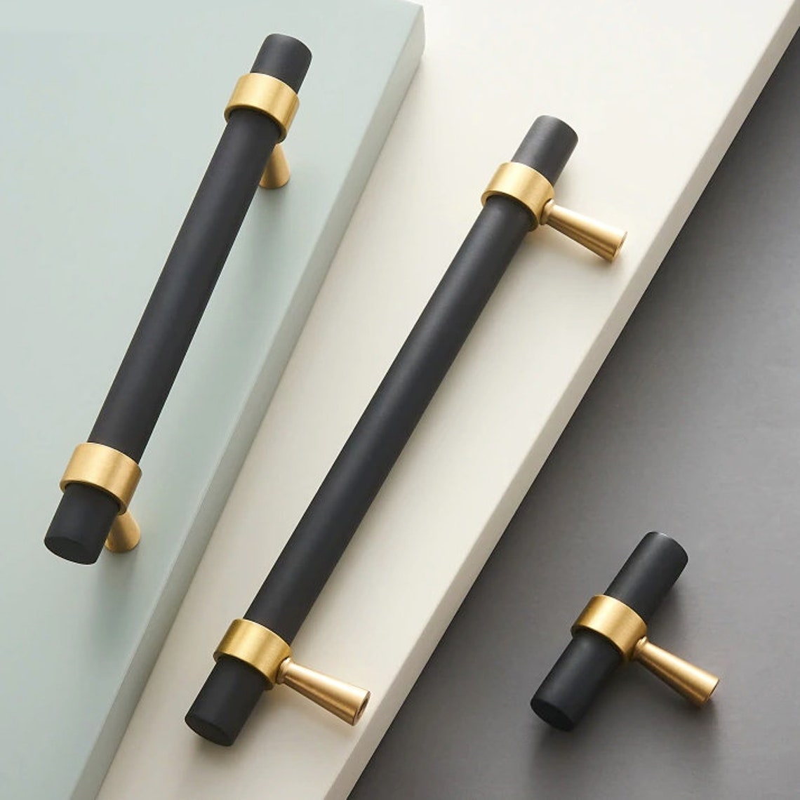 Vemdalen // Black and Gold Solid Brass Round Bar Handle Pulls - Etsy