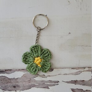 Crochet Flower Key Holder/daisy Key Chain/flower Keyring - Etsy