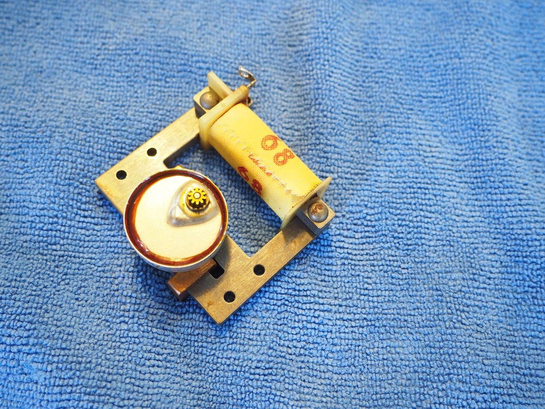 Telechron S Rotor and Field Coil / Motor Assembly 10 Tooth S5 3.6 Rpm ...