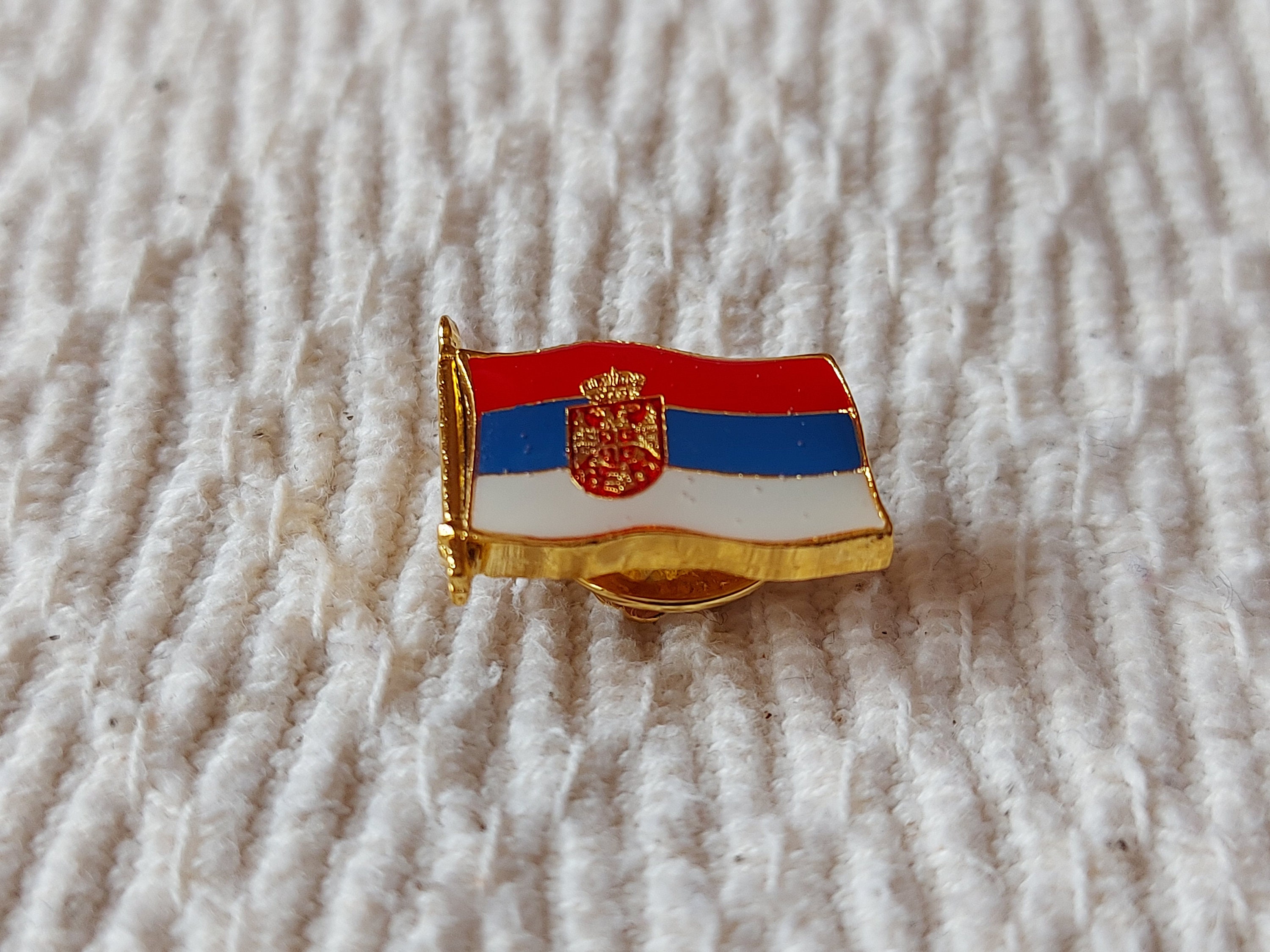 Serbian Wavy Flag Pin Badge - Etsy
