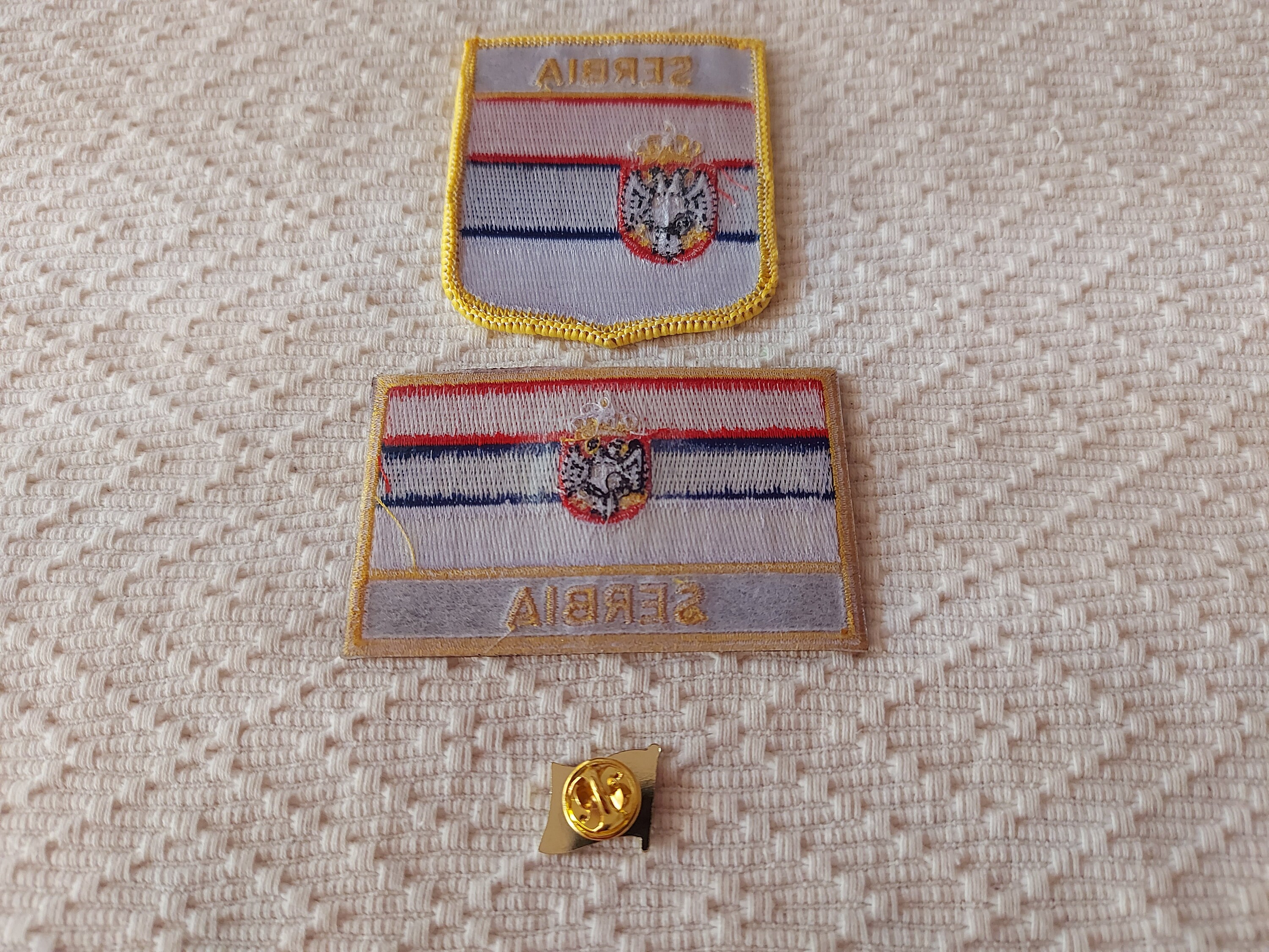 Serbian Flag Pin Badge and 2 Patches - Etsy