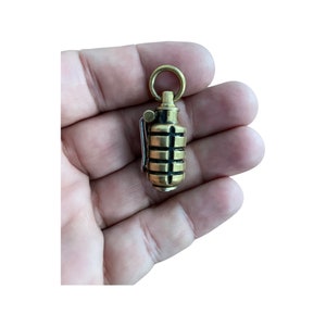 KYLINK EDC Pocket Keychain Bead Rocket Bomb, Rotating Pendant Rare Car ...