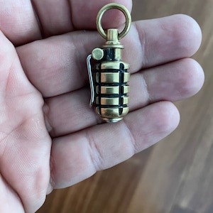 KYLINK EDC Pocket Keychain Bead Rocket Bomb, Rotating Pendant Rare Car ...